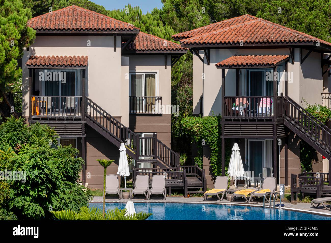Two storey hotel rooms hi-res stock photography and images - Alamy