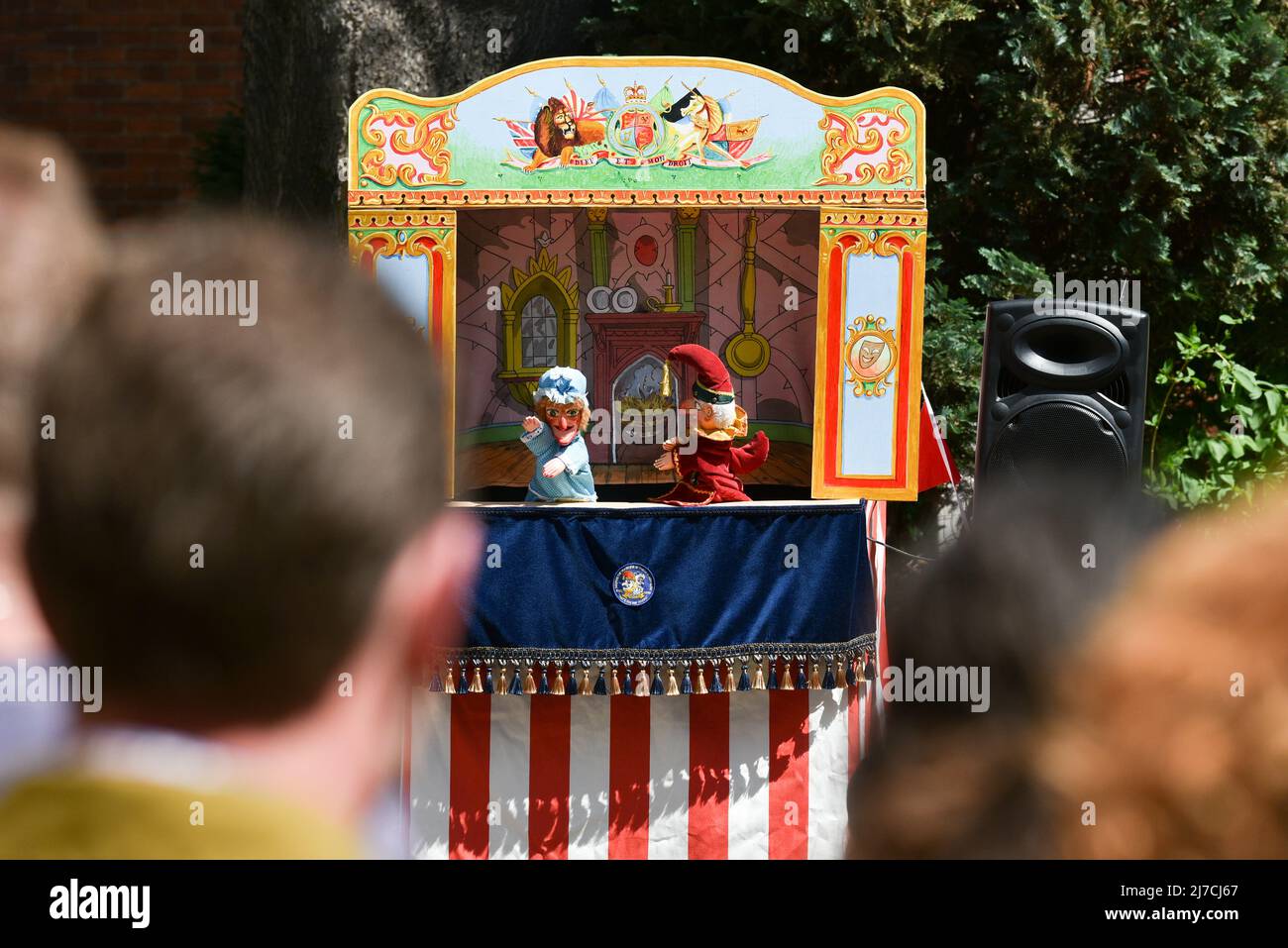 Covent Garden, London, UK. 8th May 2022. The Covent Garden May Fayre ...