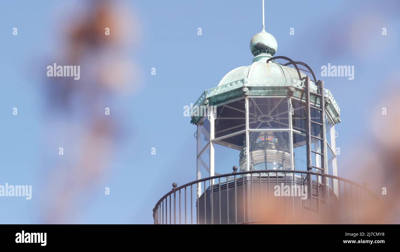 Looped detail hi-res stock photography and images - Alamy