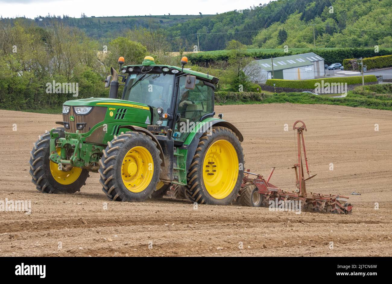 12 row seed drill hi-res stock photography and images - Alamy