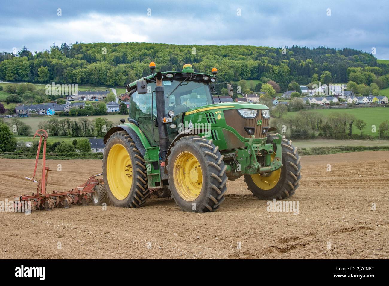 12 row seed drill hi-res stock photography and images - Alamy