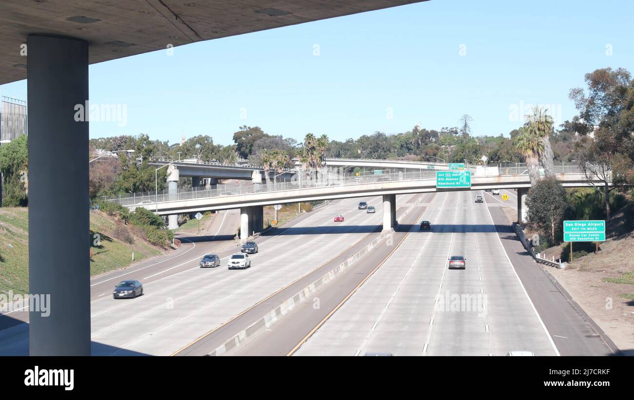 Highway overpass in los angeles hi-res stock photography and images - Alamy