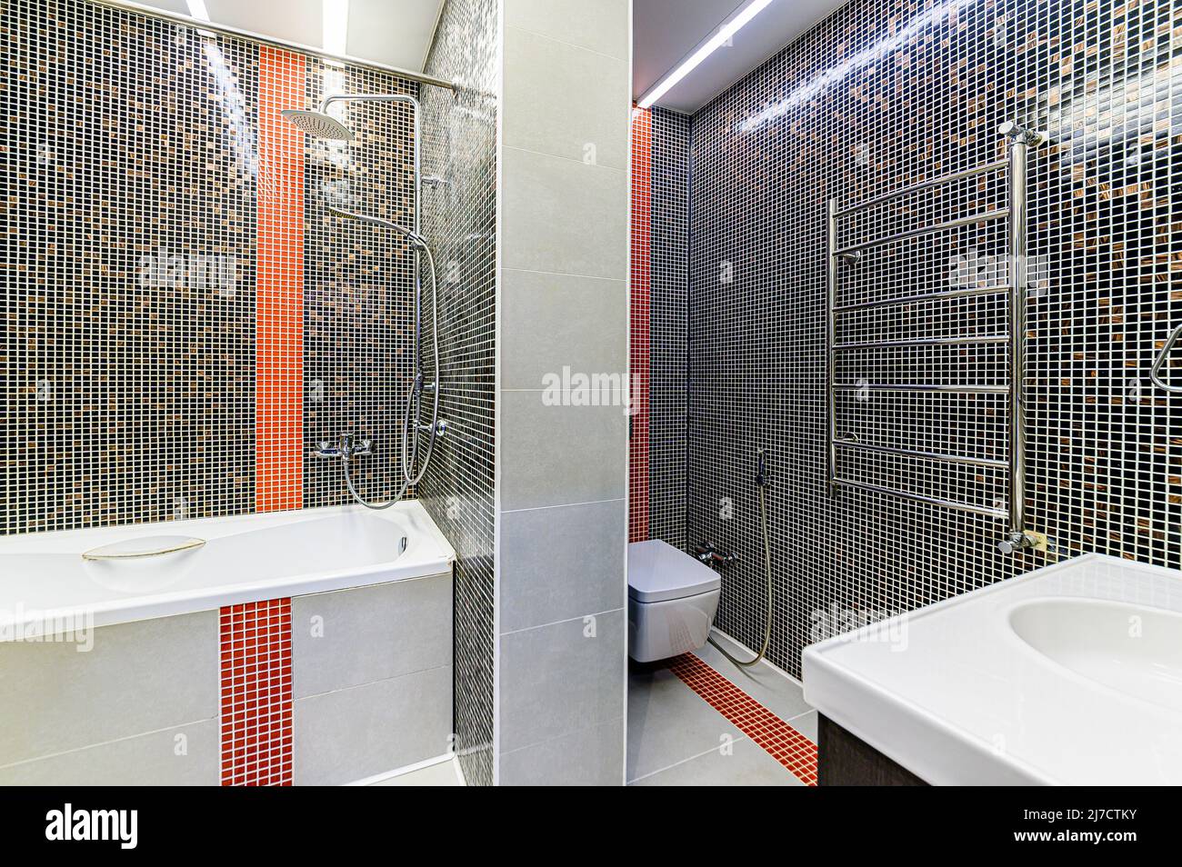 Russia, Moscow- May 21, 2020: interior apartment room bathroom, sink ...