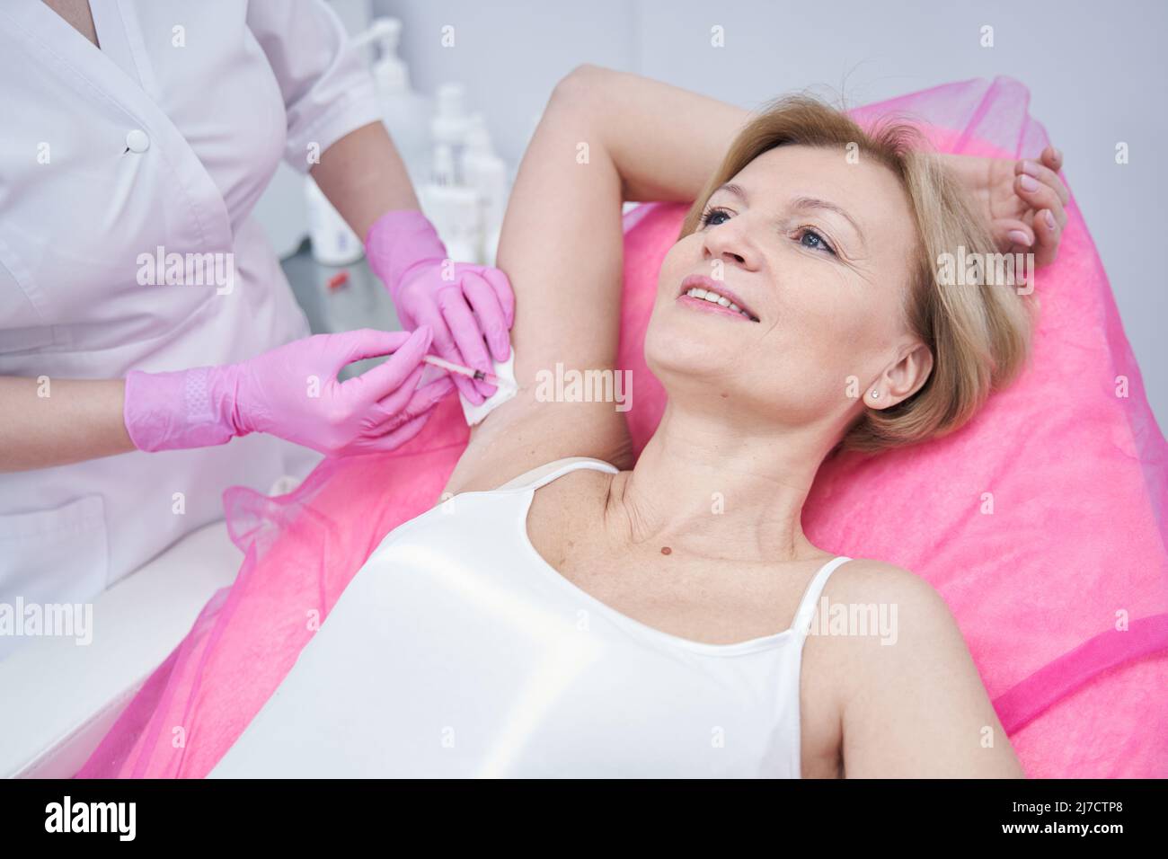 Armpit injection hi-res stock photography and images - Alamy