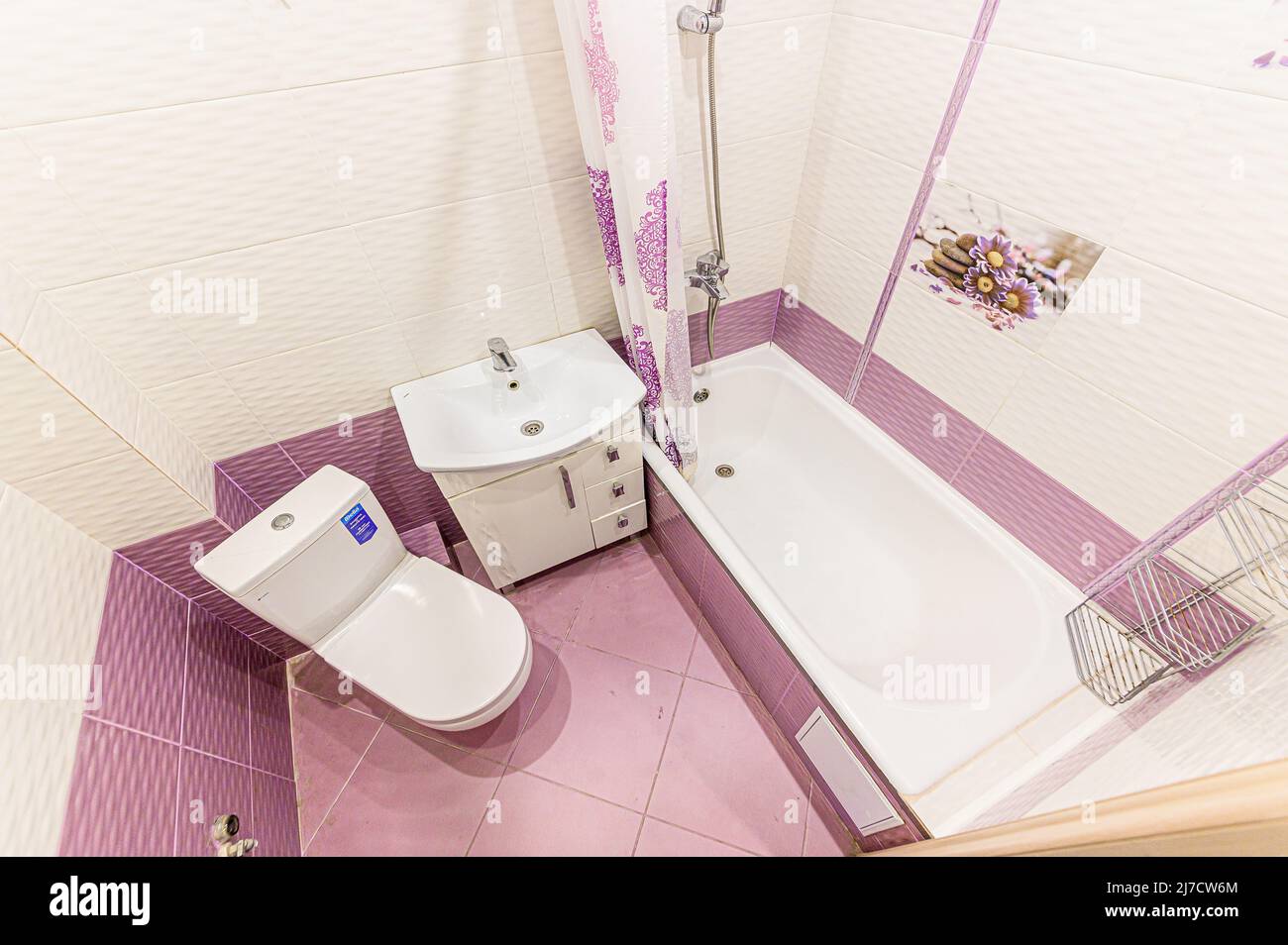 Russia, Moscow- May 21, 2020: interior apartment room bathroom, sink ...