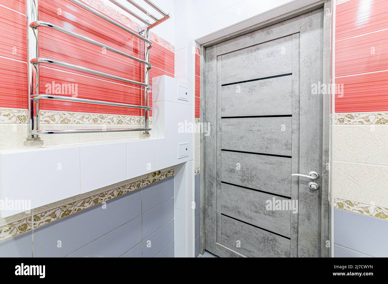Russia, Moscow- May 21, 2020: interior apartment room bathroom, sink ...
