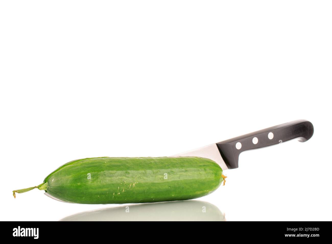 Green sliced cucumber knife hi-res stock photography and images - Alamy