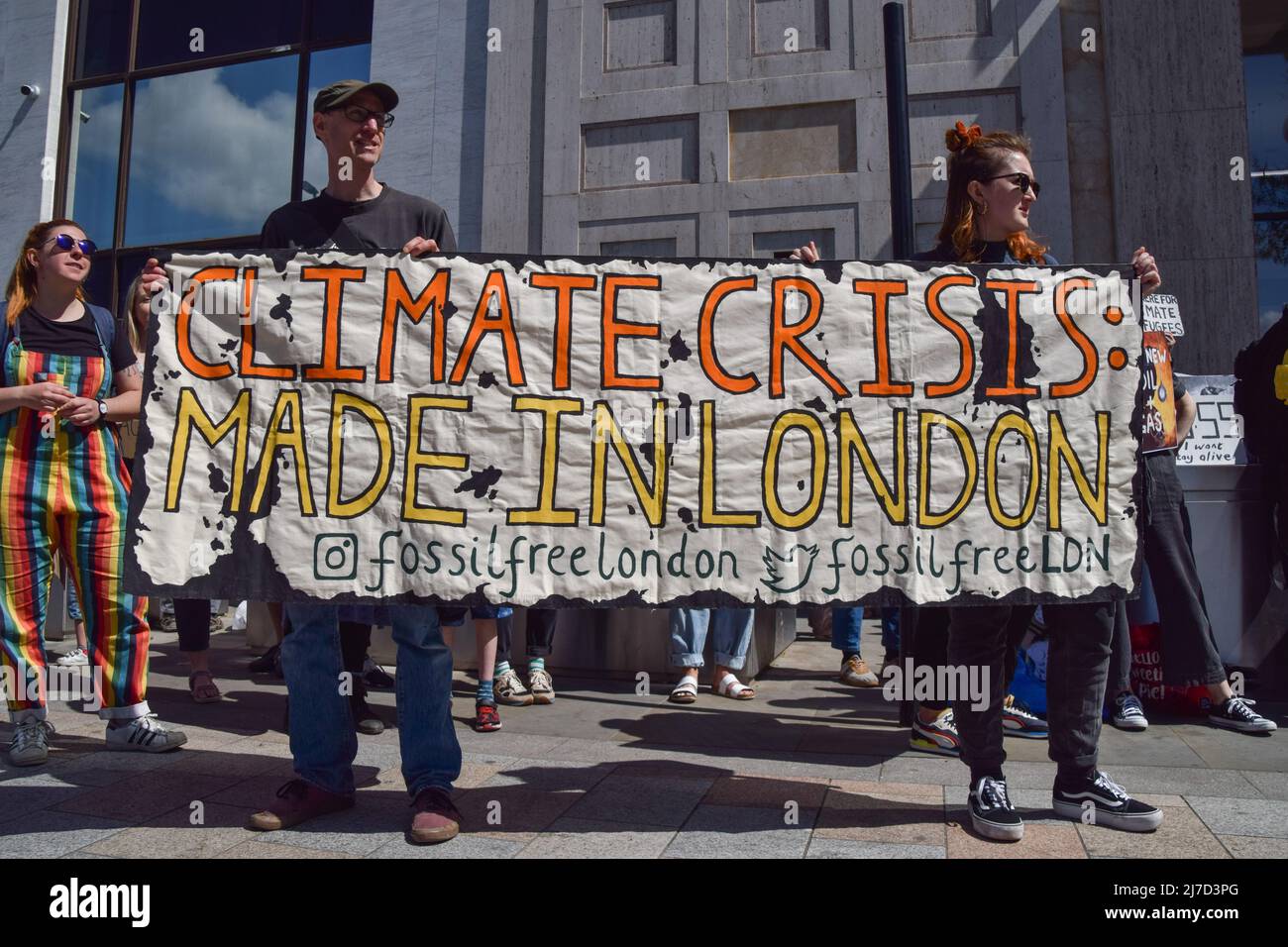 London, UK. 8th May 2022. Activists gathered outside Shell headquarters ...