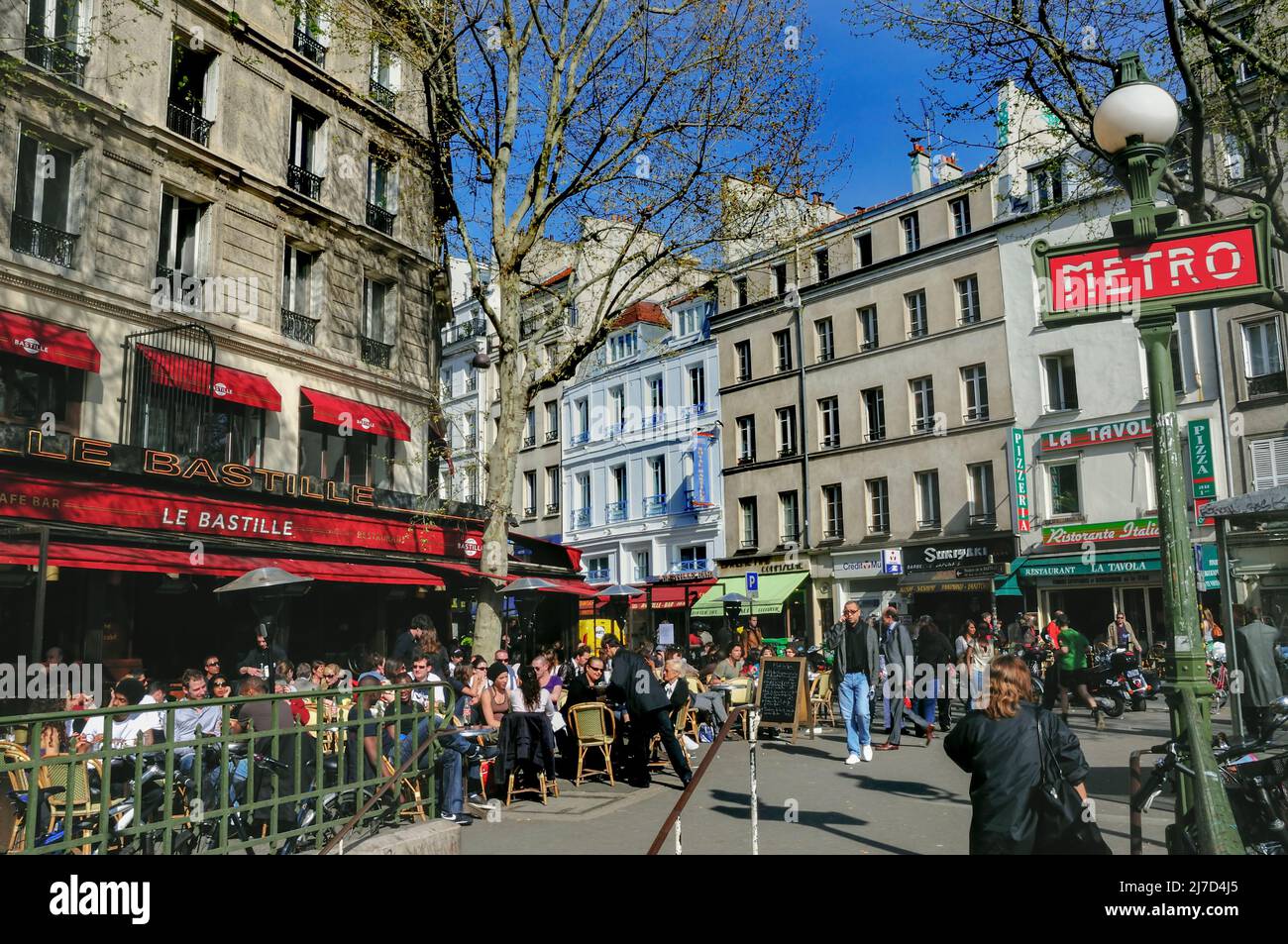 Summer architecture people cities sidewalk outside urban urbanism hi ...