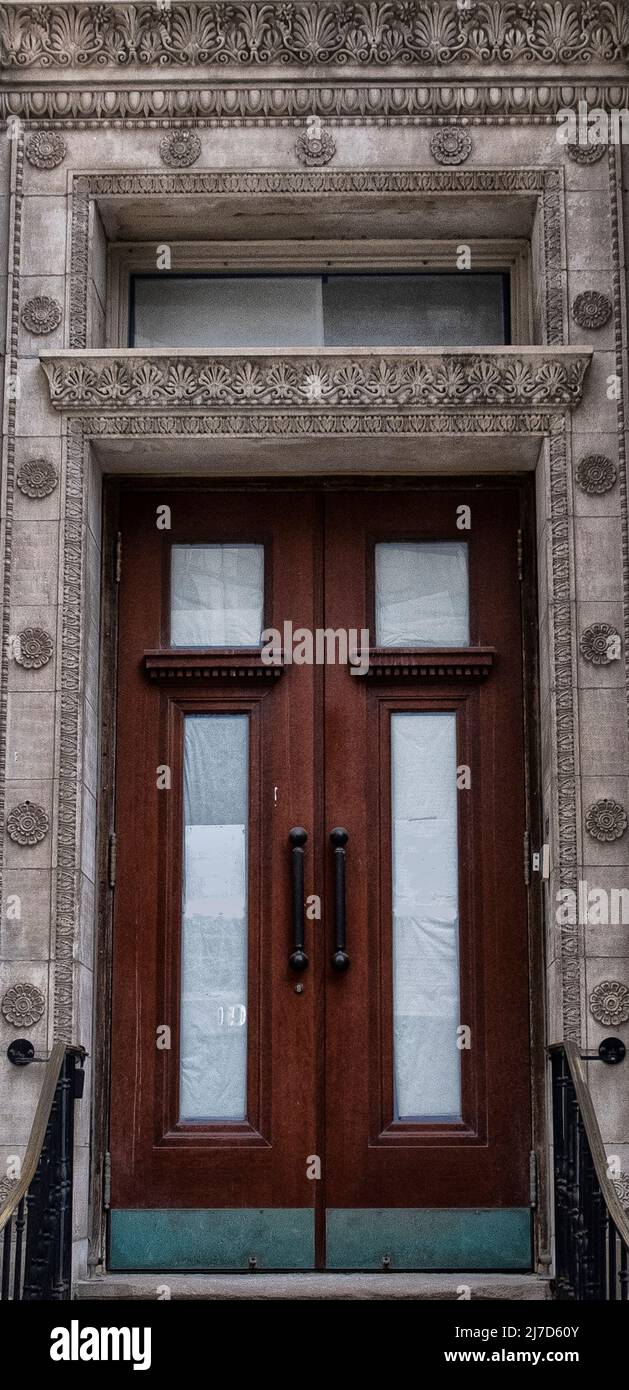 Old ornate urban entrance way Stock Photo - Alamy