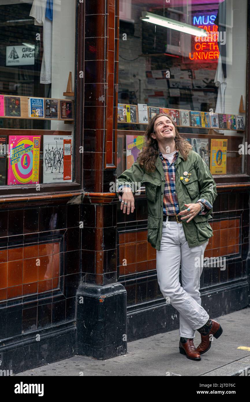 Scott Fraser Simpson british fashion designer in his studio Stock Photo ...