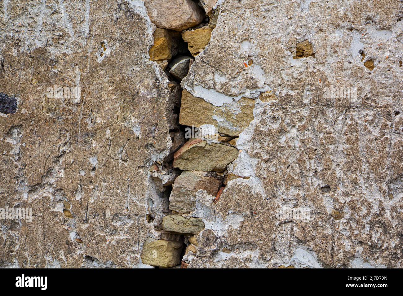 Crumbling large house hi-res stock photography and images - Alamy