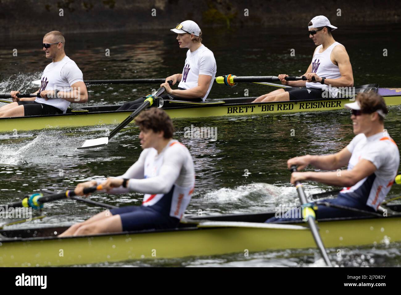 Seattle, Washington, US, May 7, 2022, The racing in the Montlake Cut ...