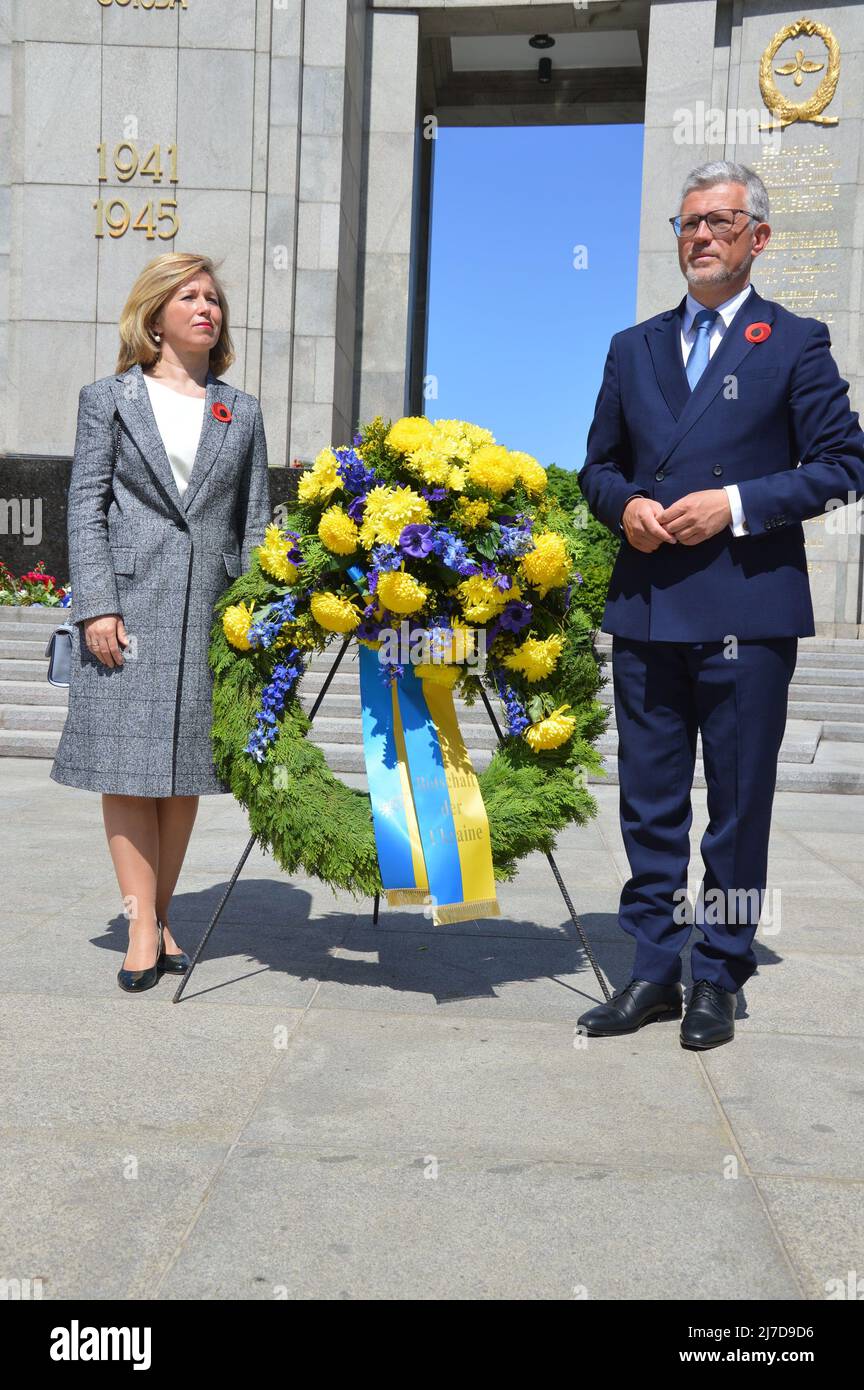 Ambassador of Ukraine to Germany Andrij Melnyk and his wife Switlana ...