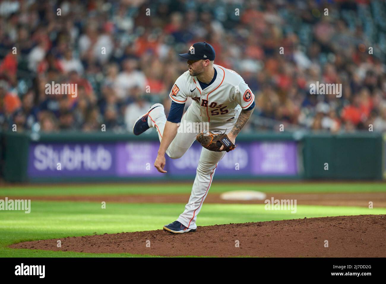 May 7 2022: Houston pitcher Ryne Stanek (45) throws a pitch during the ...
