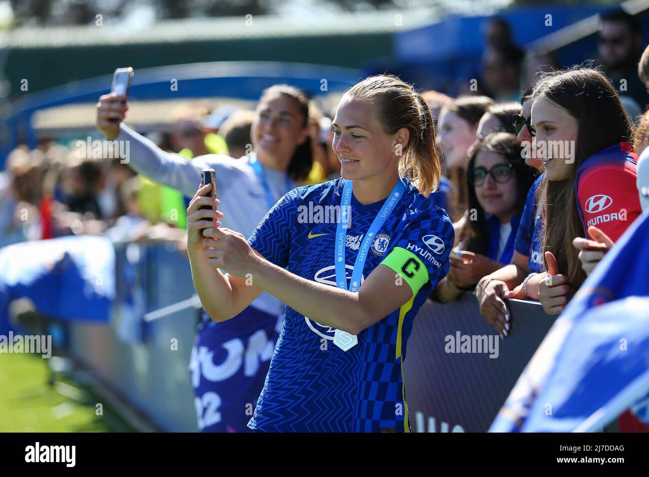 Women's super league fans hi-res stock photography and images - Alamy