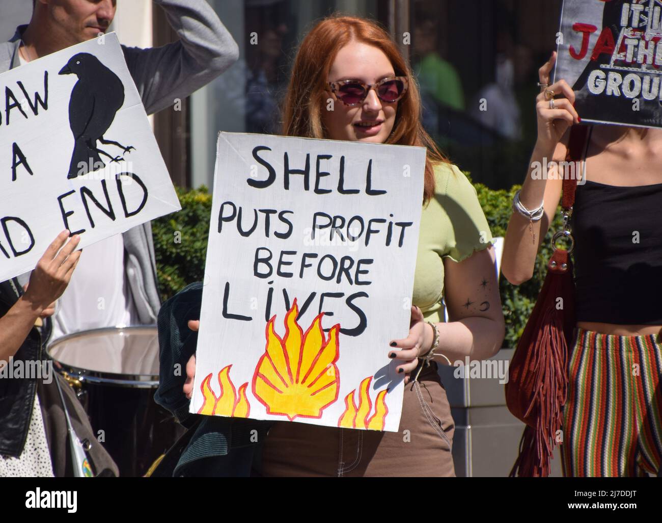 London, UK. 8th May 2022. Activists gathered outside Shell headquarters ...