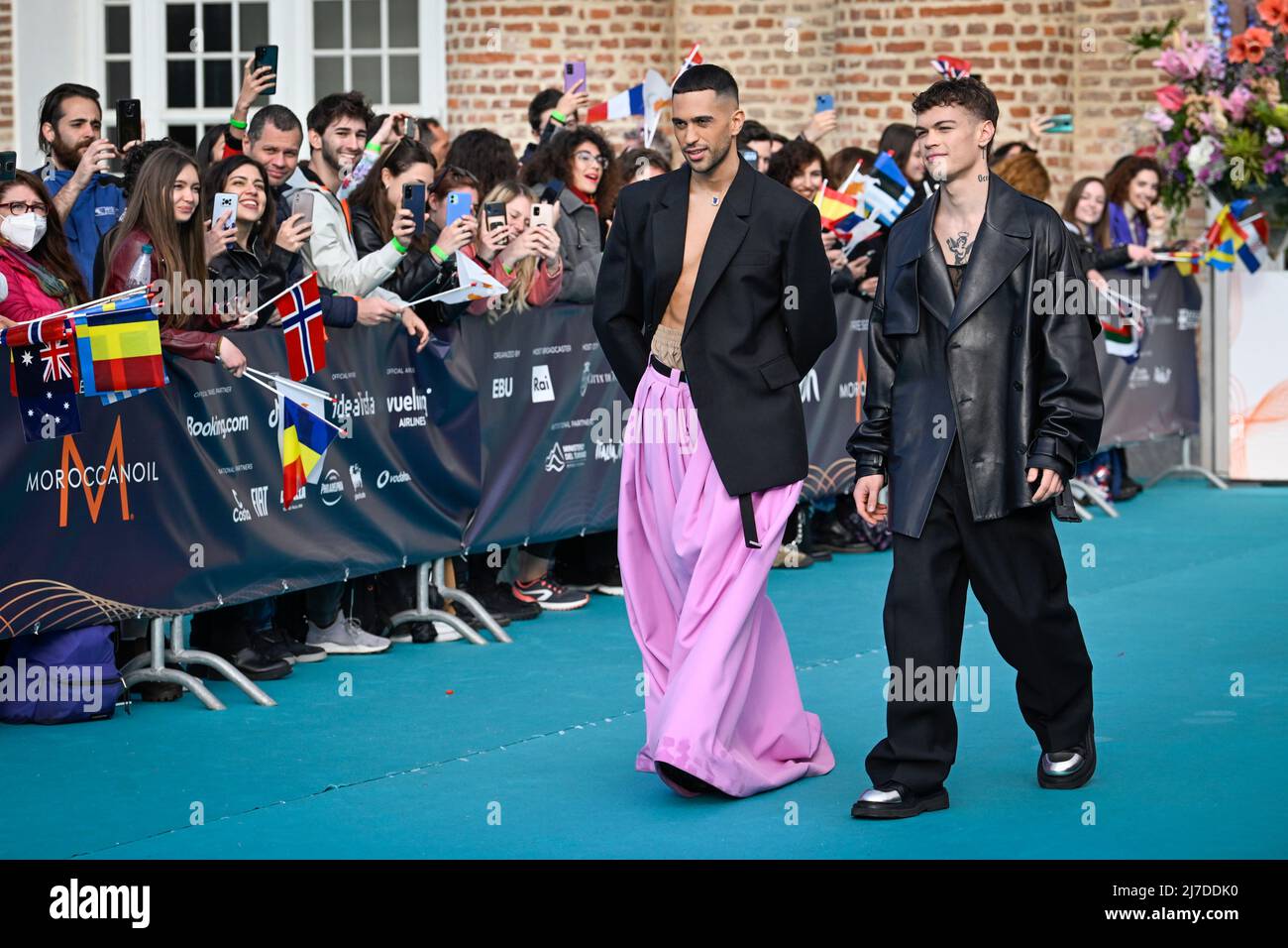 TURIN 20220508 Mahmood & BLANCO, Italy, pose on the turquoise carpet ...