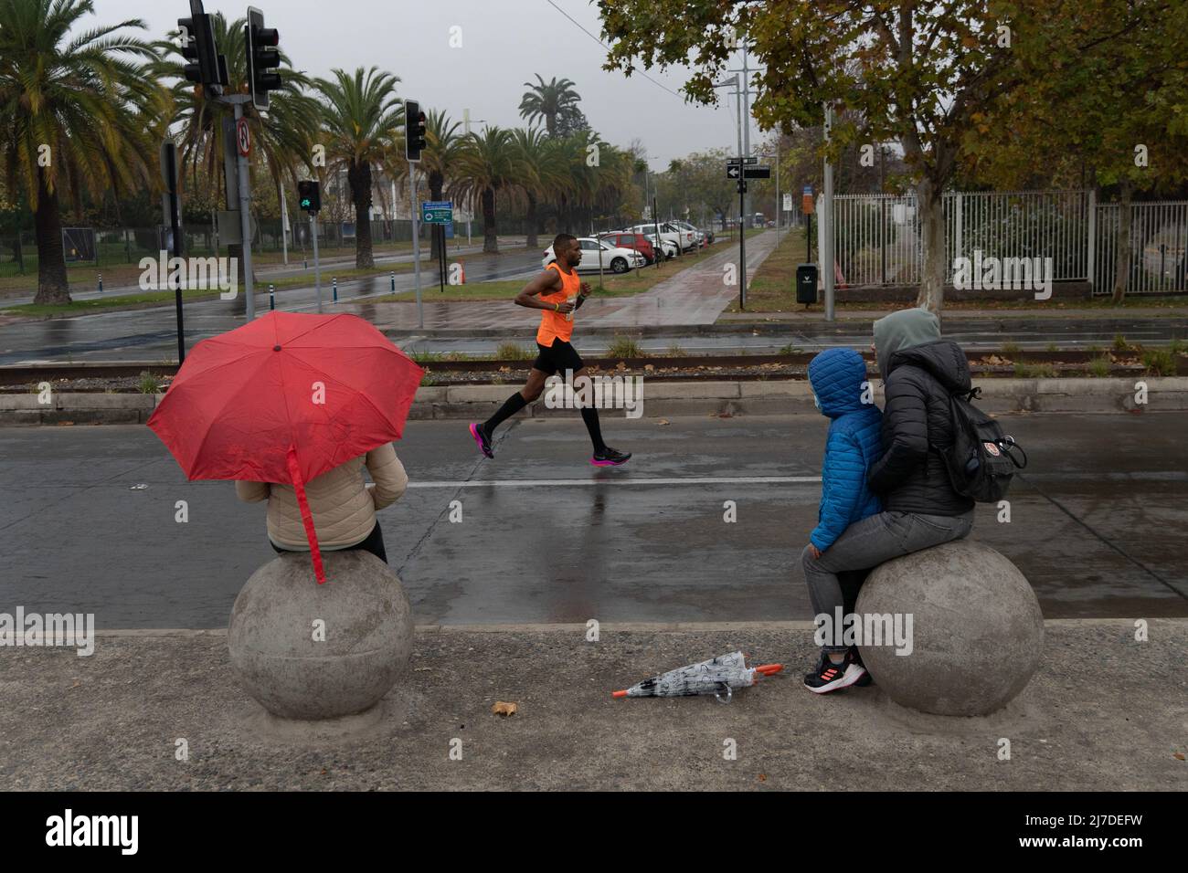 May 8, 2022, Santiago, Metropolitana, Chile: A family encourages ...