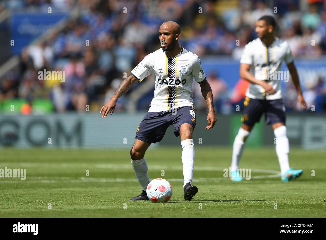 Fabian delph of everton hi-res stock photography and images - Alamy
