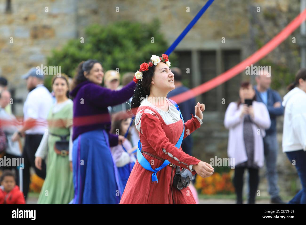 Maypole dancing for May Day at historic Hever Castle in Kent, UK Stock ...