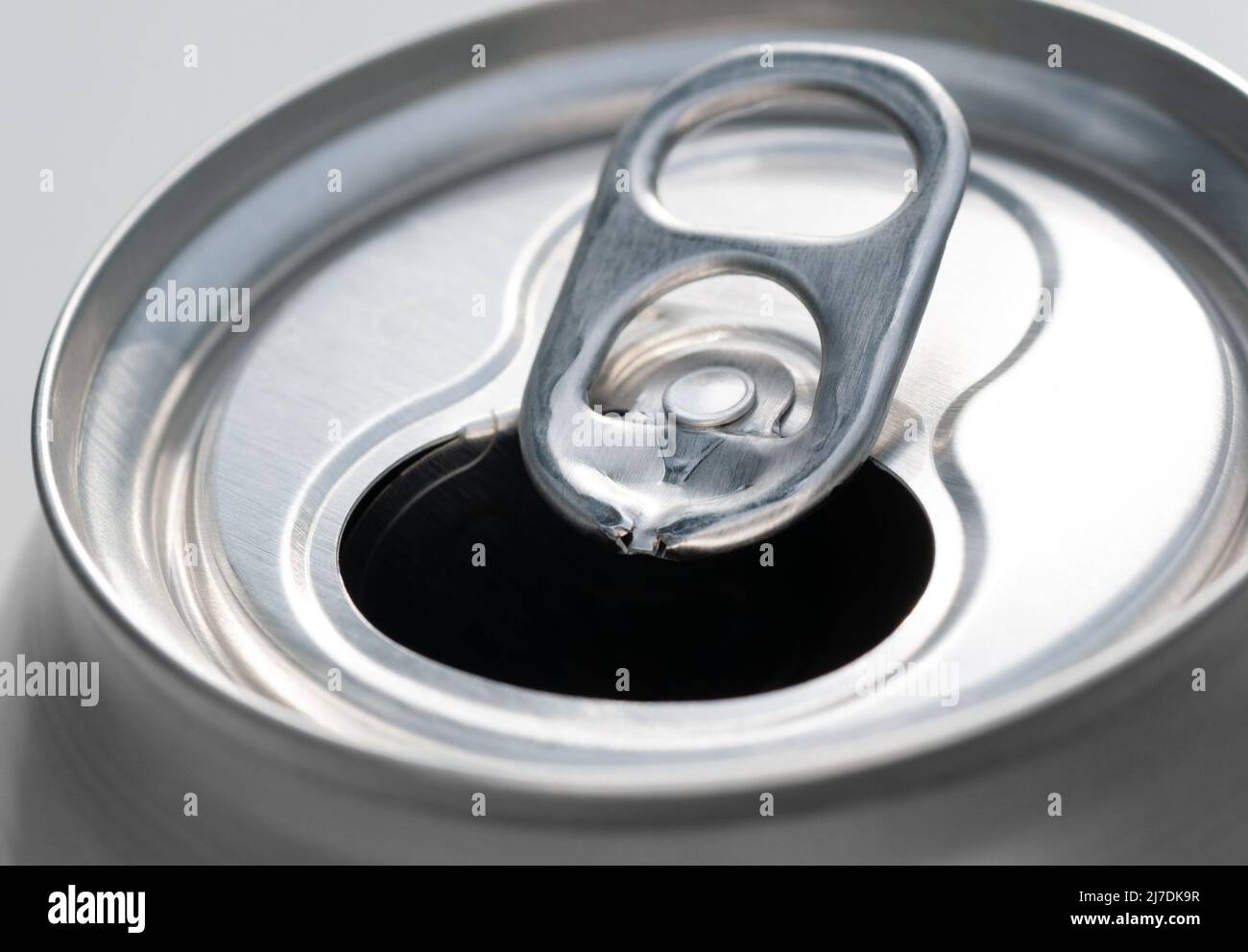 Pop top can hi-res stock photography and images - Alamy