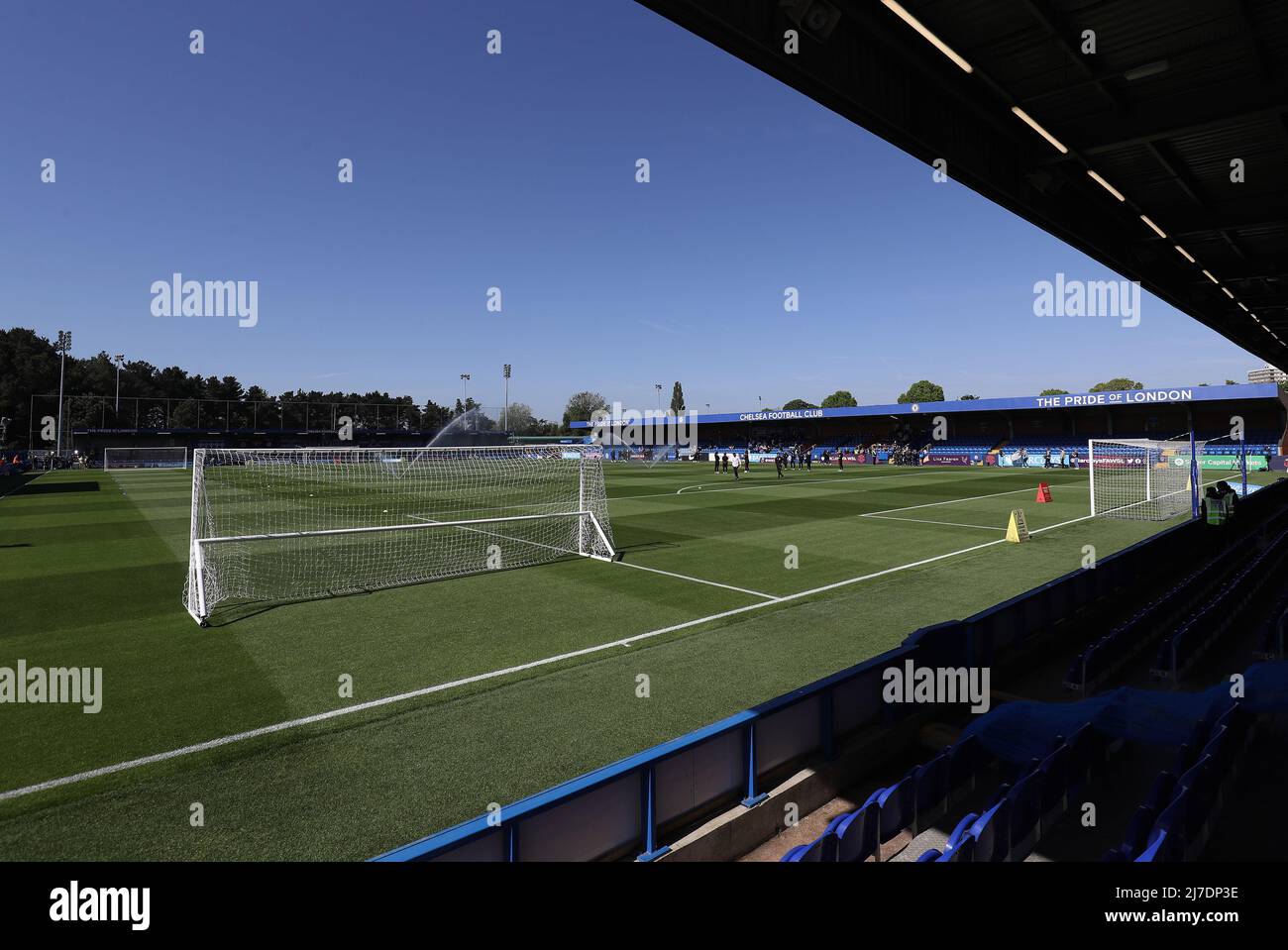 Kingsmeadow stadium hi-res stock photography and images - Alamy