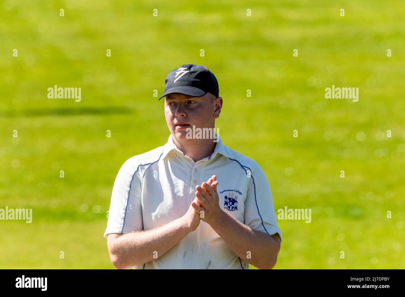 Sunday cricket match in sunshine Stock Photo - Alamy
