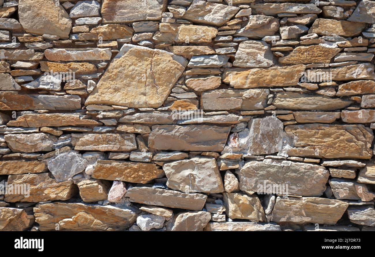 Old stone faced architecture hi-res stock photography and images - Alamy