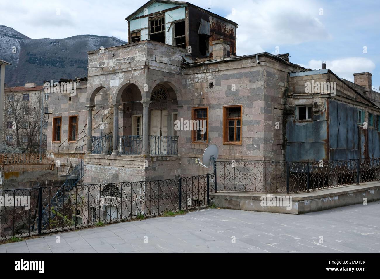 The Ottoman street with traditional buildings in Kayseri Talas attracts ...