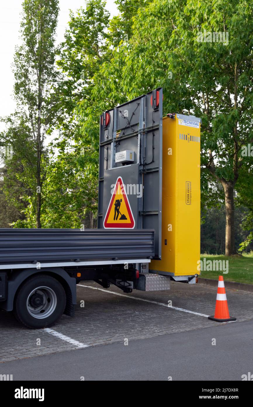 Highway workers hi-res stock photography and images - Alamy