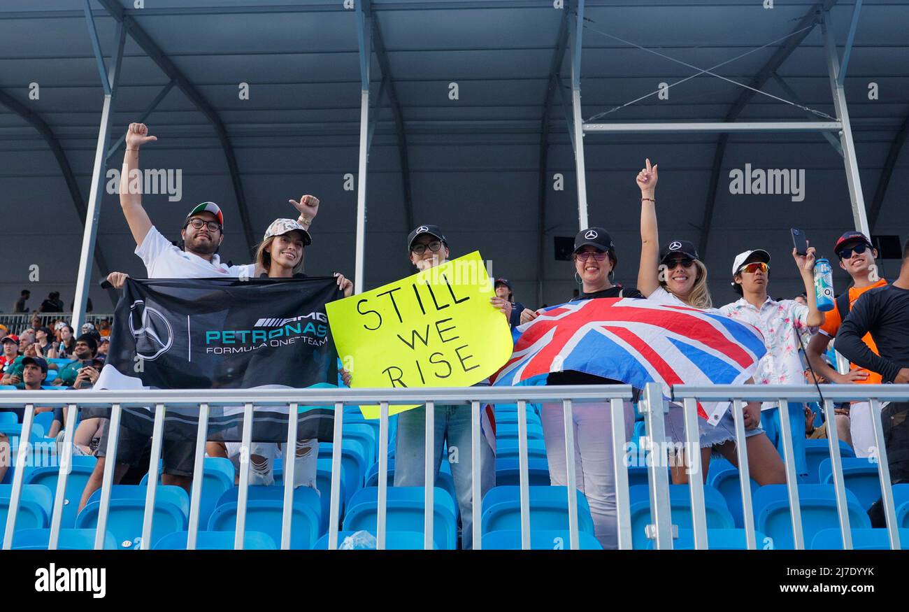Flags in formula 1 hi-res stock photography and images - Alamy