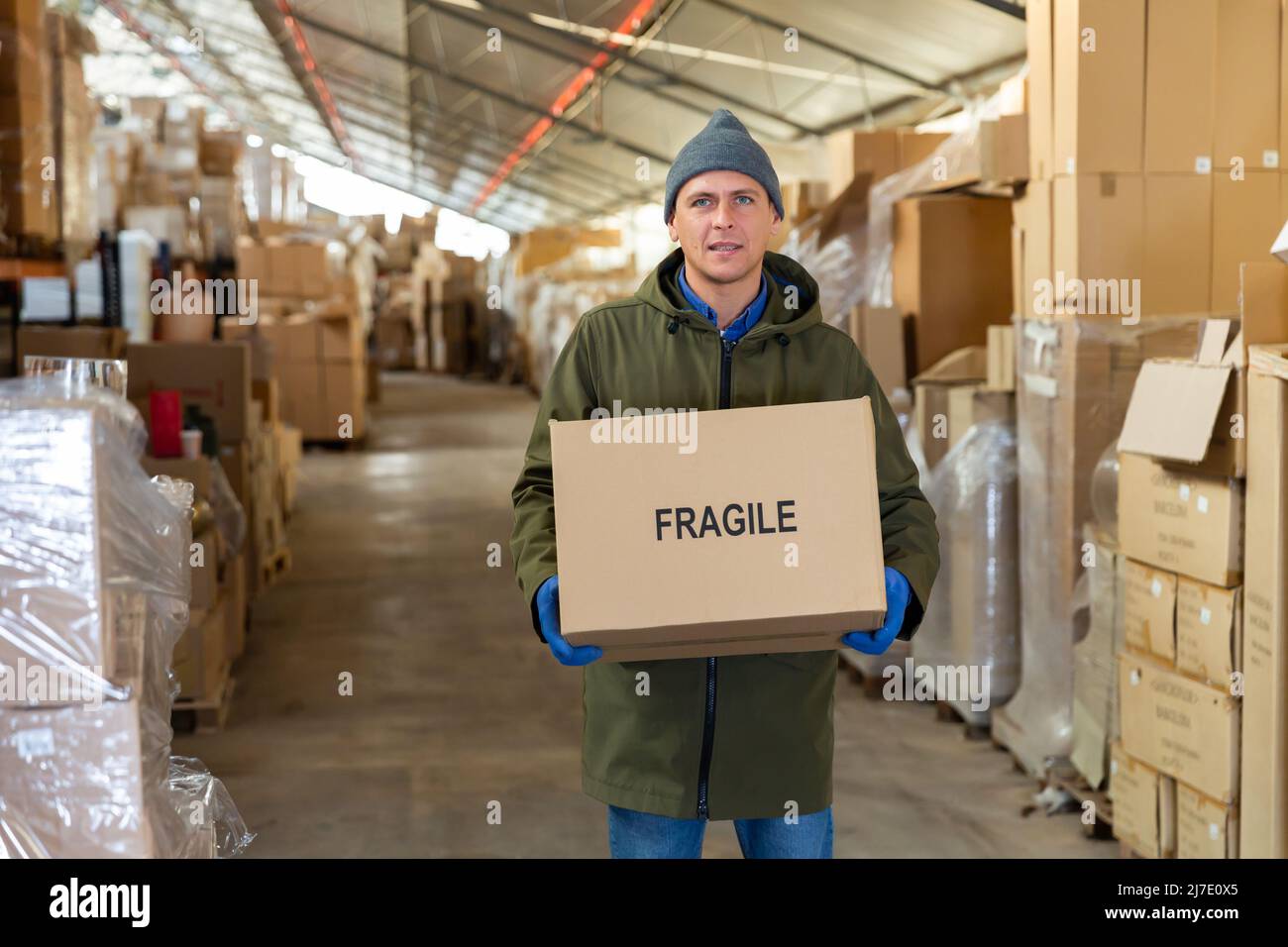 Pasteboard box hi-res stock photography and images - Alamy