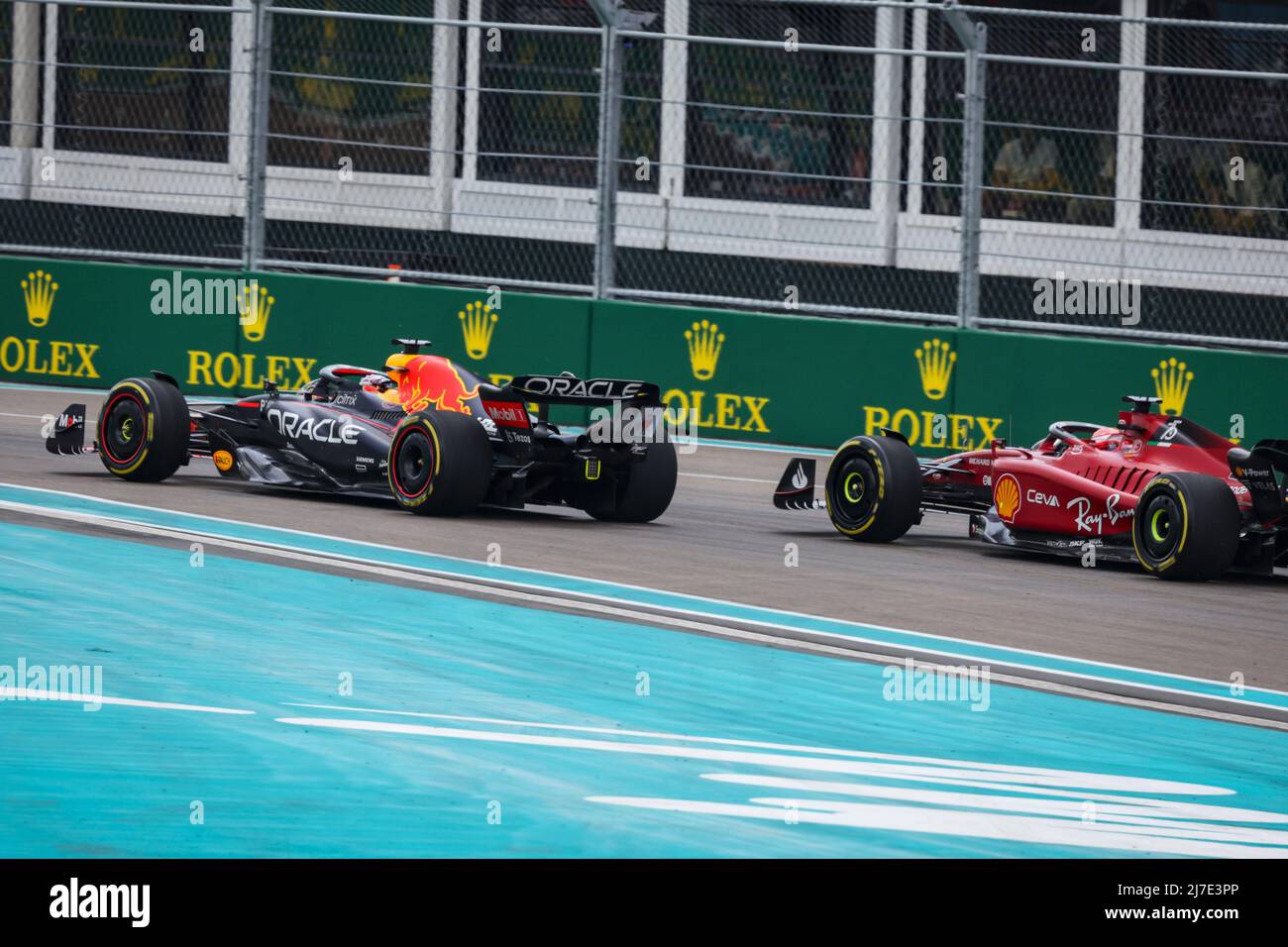 Ferrari formula 1 overtaking hi-res stock photography and images - Alamy