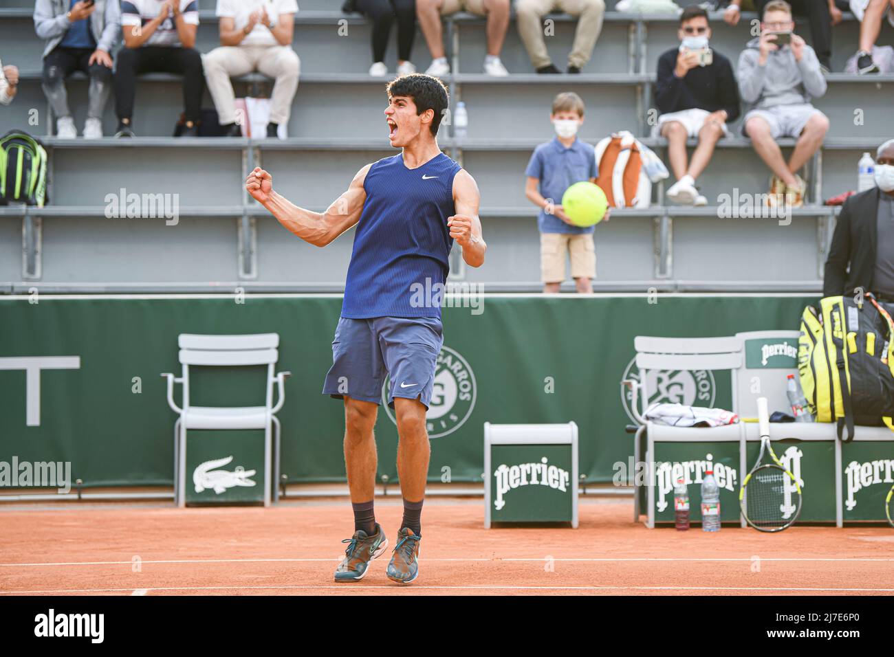 Carlos Alcaraz of Spain during the second round at Roland-Garros ...
