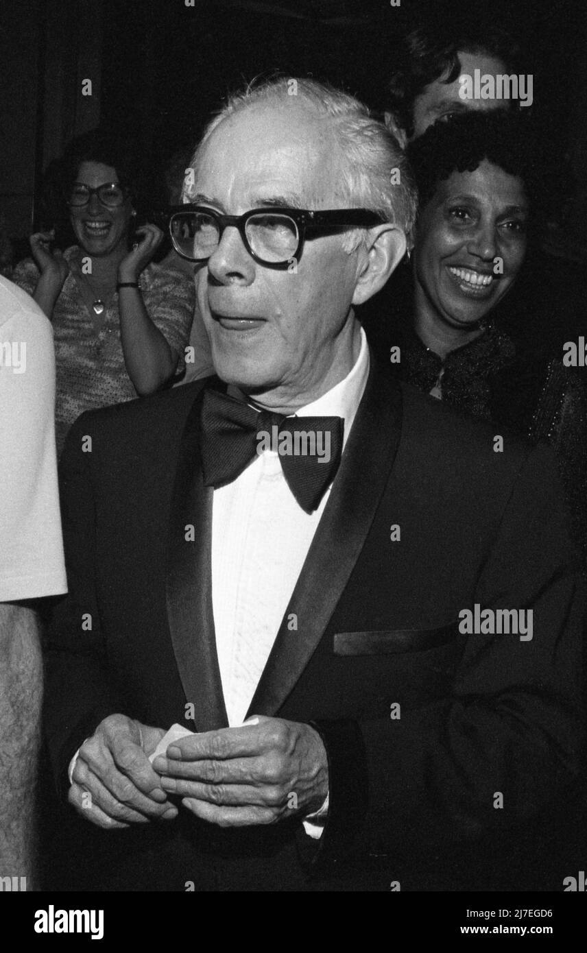 Harry Morgan at the 33rd Annual Emmy Awards presentations at the ...