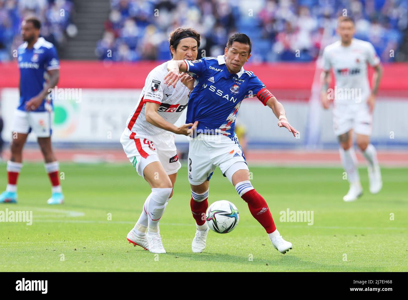 (L to R) Mu Kanazaki (Grampus), Takuya Kida (F. Marinos), MAY 7, 2022 ...