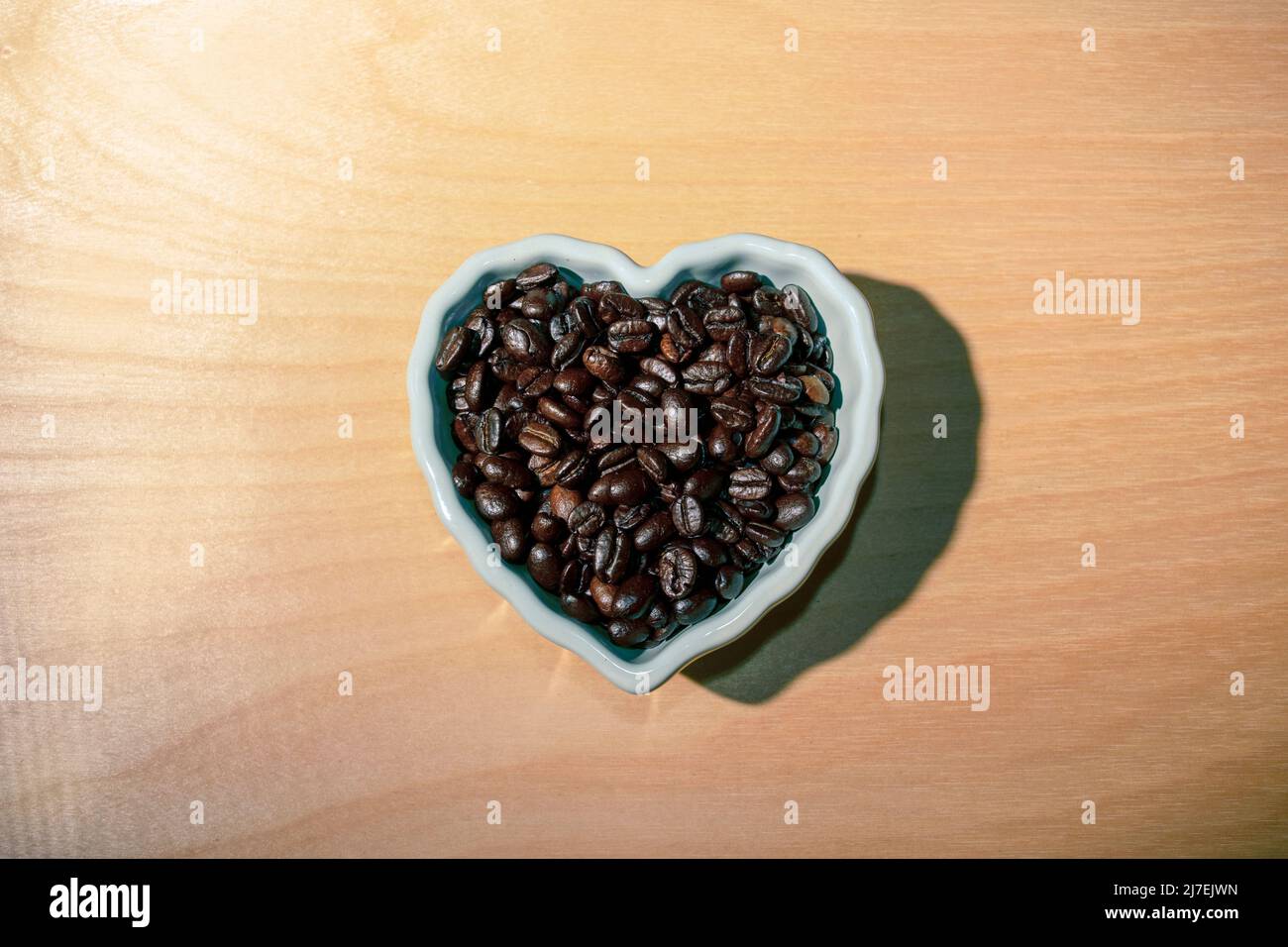 Coffee bean heart shape hi-res stock photography and images - Alamy