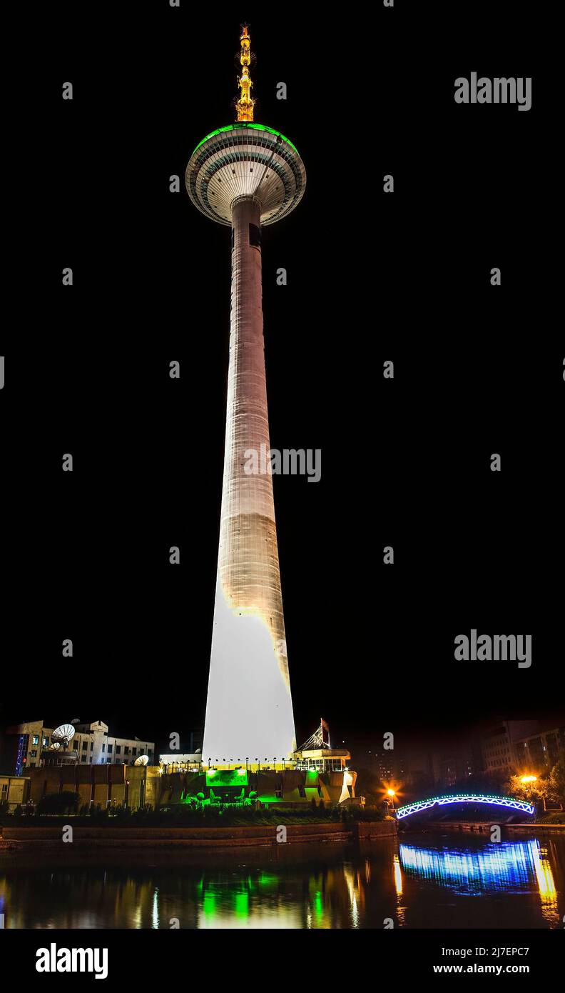 TV Tower Shenyang Liaoning Province China Bridge River Reflection Night ...