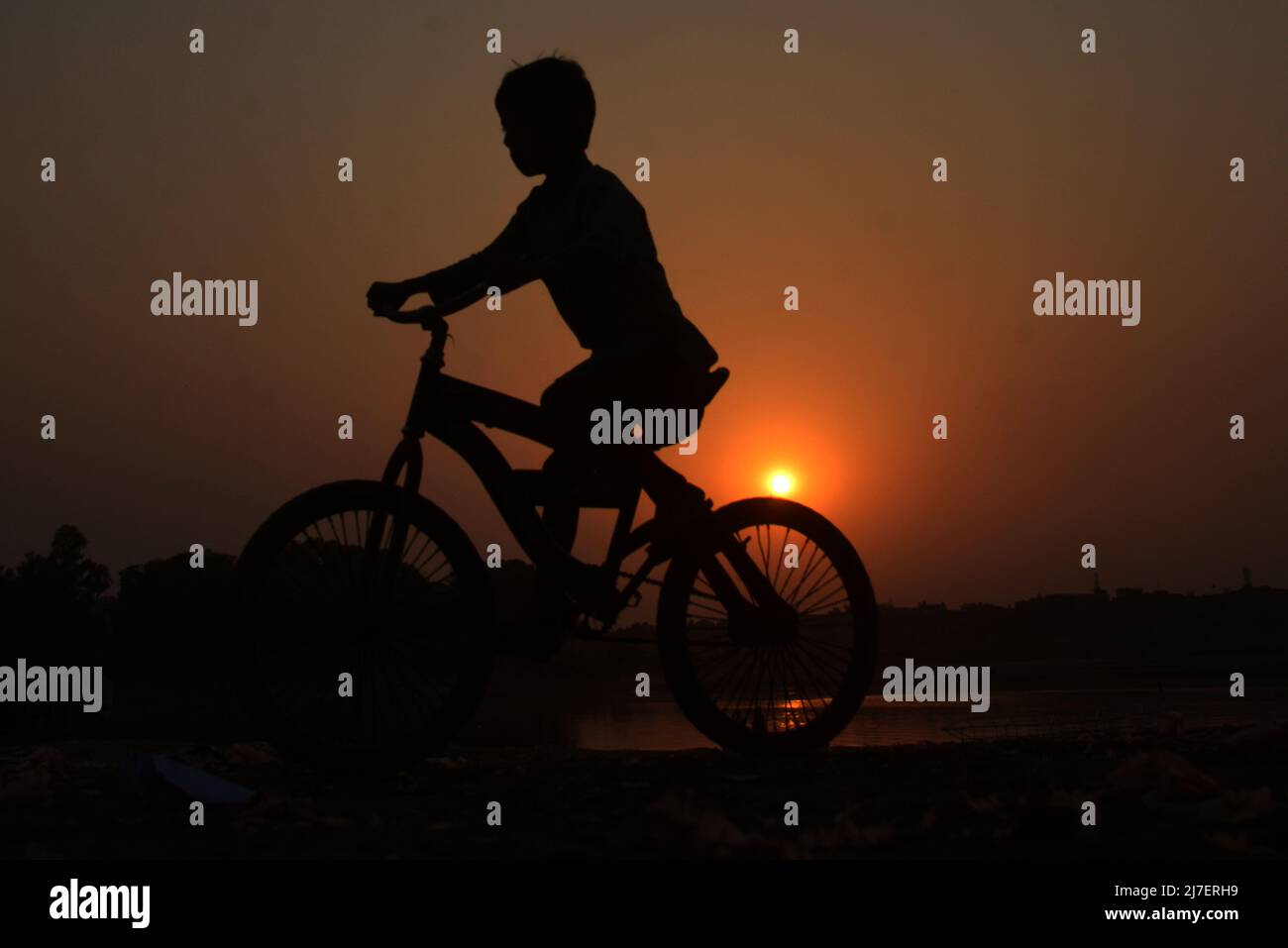Pakistani people enjoying boating in Ravi River during sunset in Lahore ...