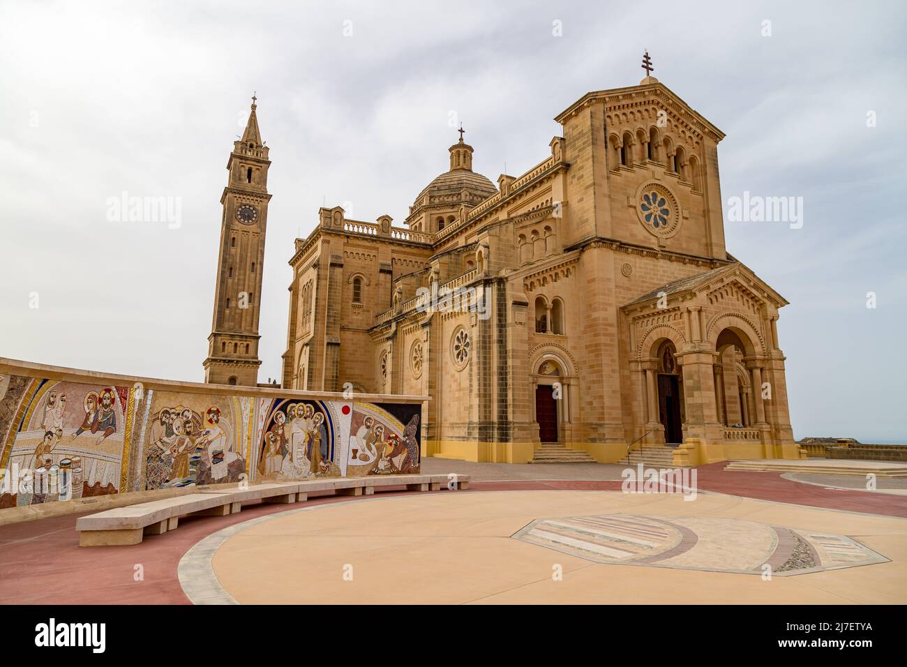 Basilica of the National Shrine of the Blessed Virgin of Ta' Pinu ...