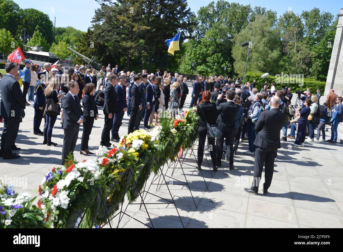 Ambassador of Ukraine to Germany Andrij Melnyk and his wife Switlana ...