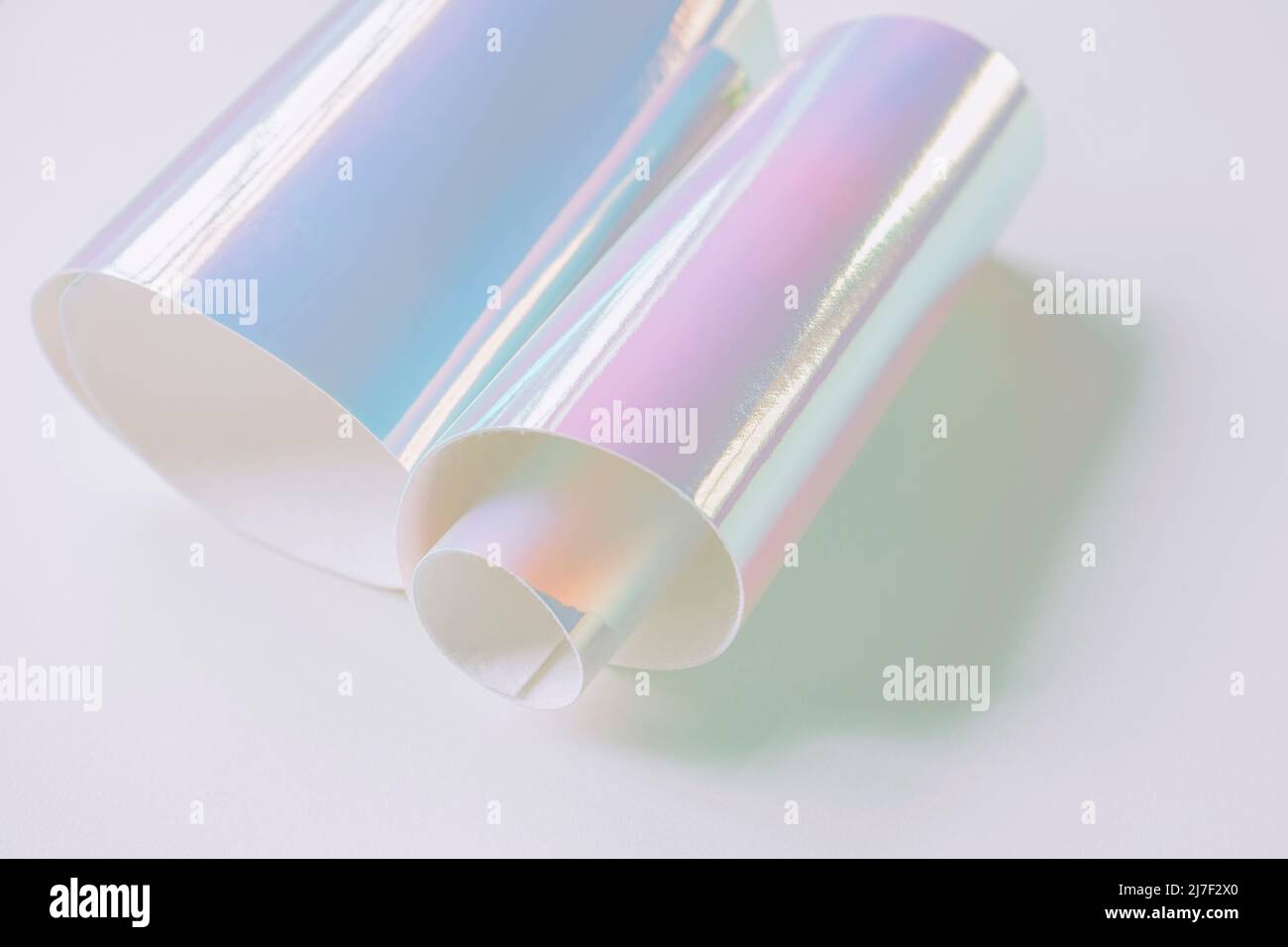 Image of surreal curved object with volume in iridiscent pastel colors ...