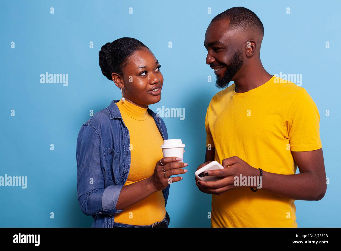 Browsing laugh hi-res stock photography and images - Alamy