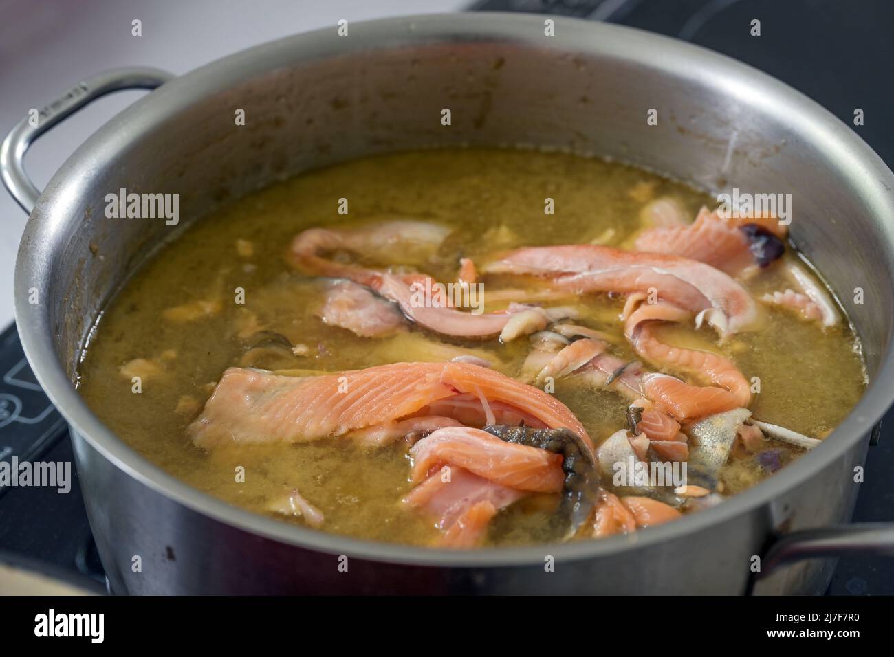 Base for a fish soup or sauce with carcasses, trimmings and skin ...