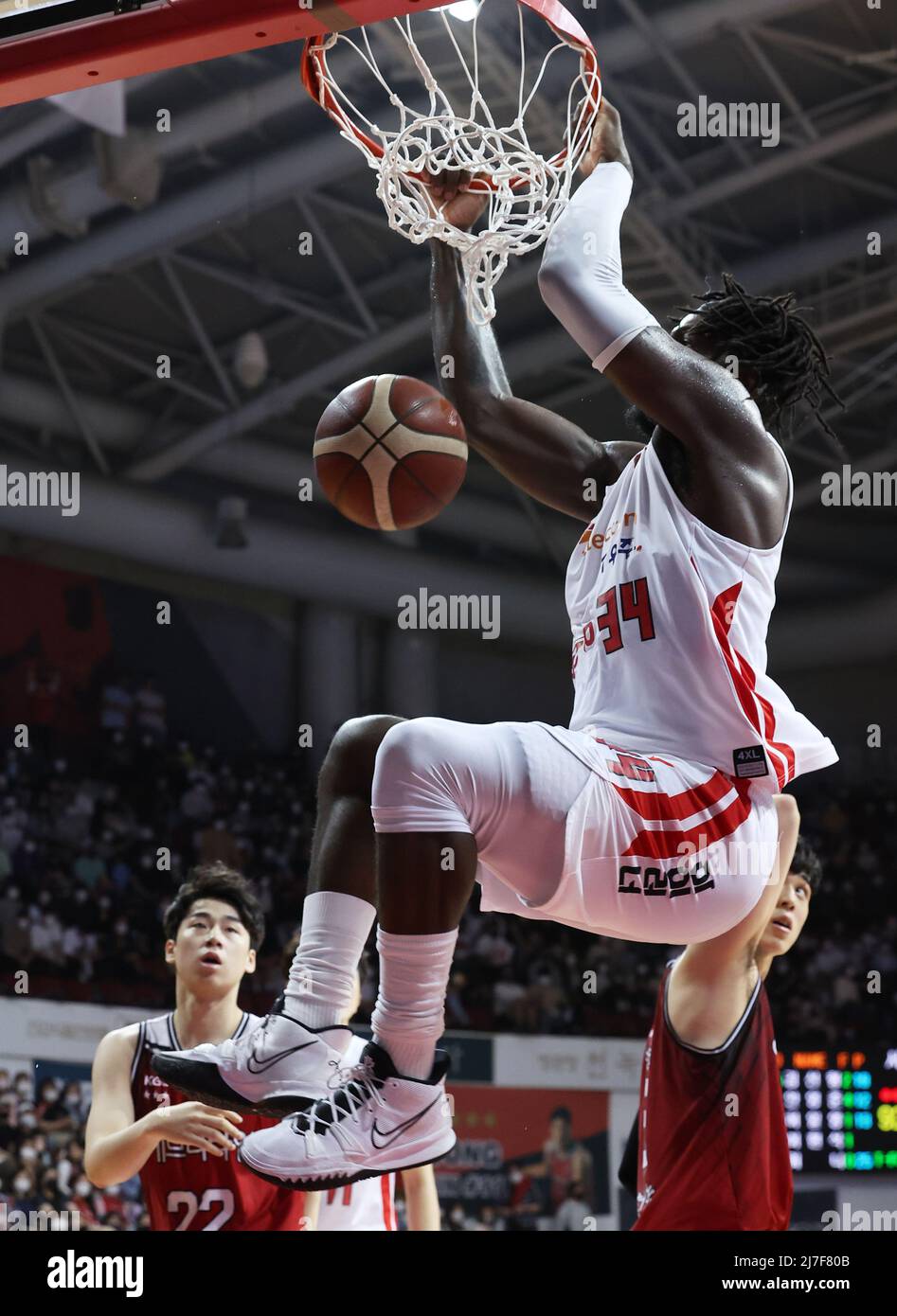 Seoul, South Korea, 09th May, 2022. Basketball: Seoul SK Knights vs. Anyang KGC Jameel Warney of ...