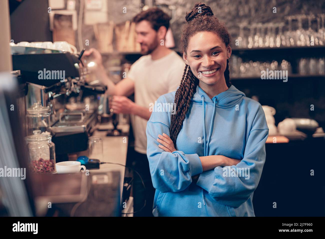 Cafe worker hi-res stock photography and images - Alamy