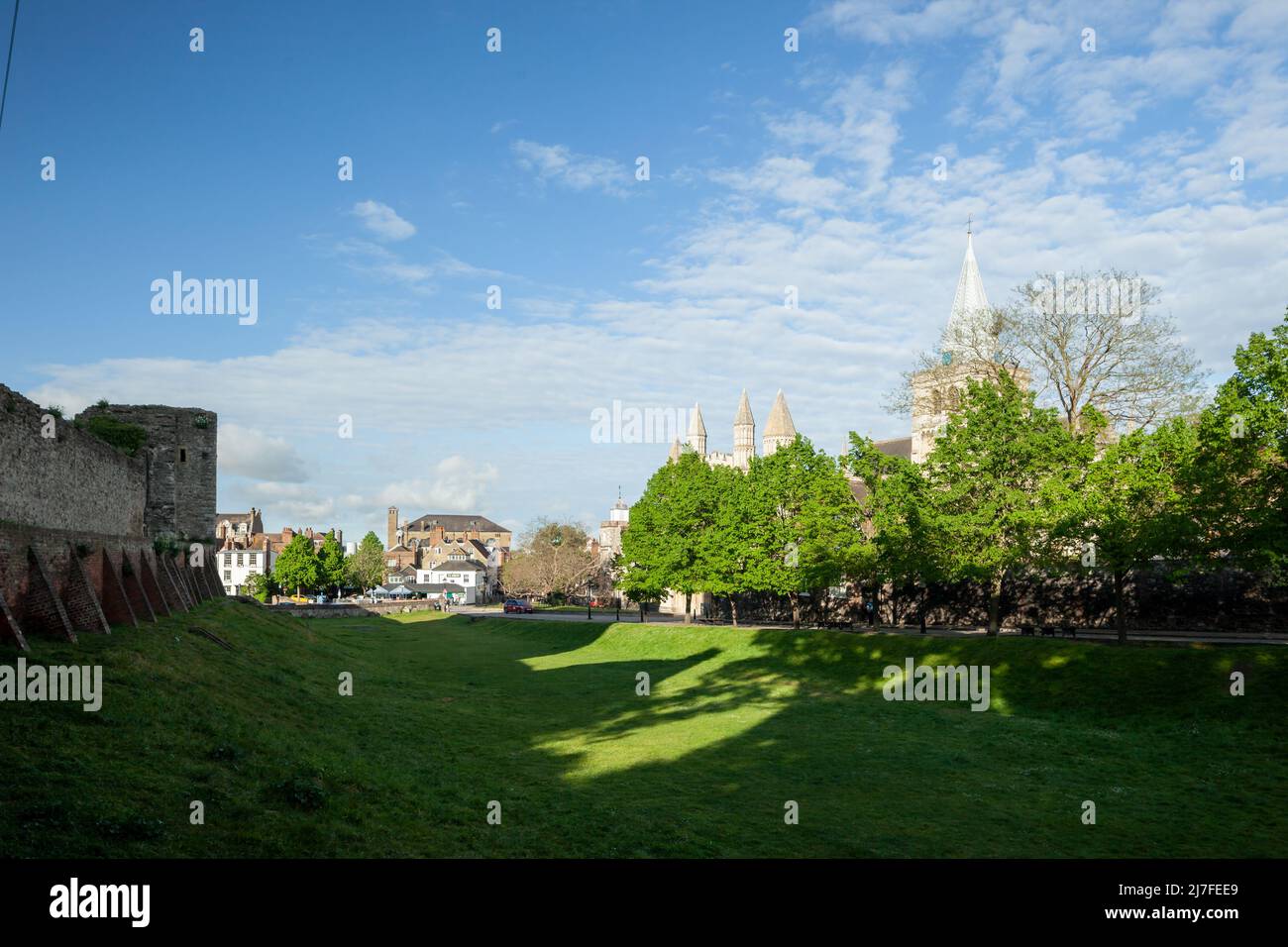 Rochester Castle grounds in May, Kent, England Stock Photo - Alamy