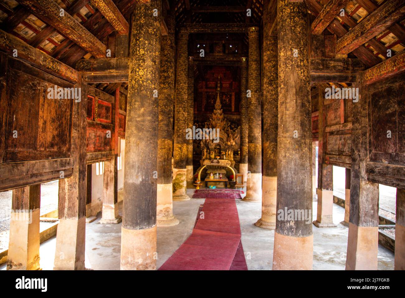 Yang luang temple hi-res stock photography and images - Alamy