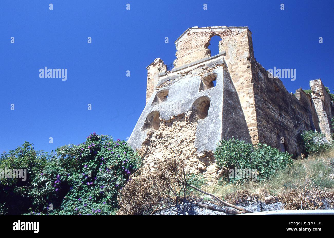 Spanish building blocks hi-res stock photography and images - Alamy